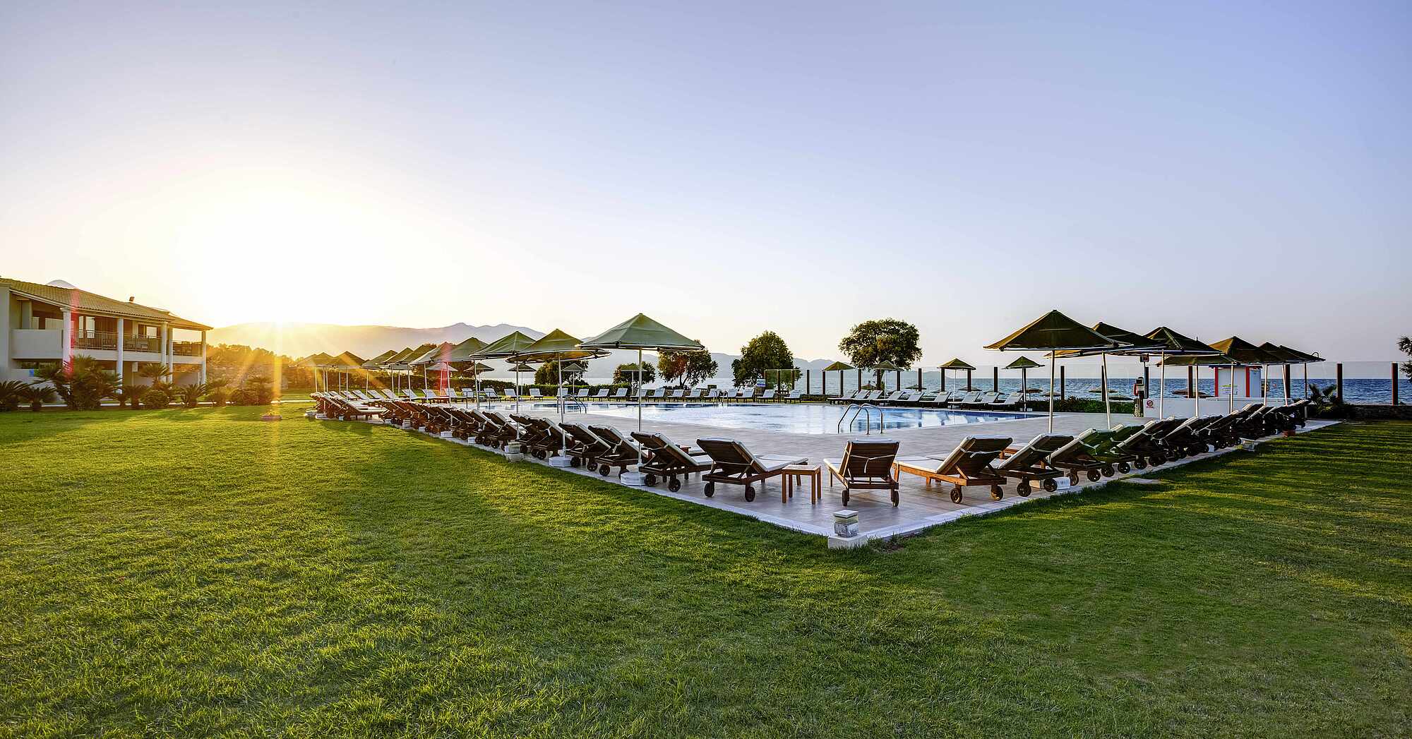 TUI MAGIC LIFE Candia Maris: Book Resort Holidays on Crete ☀